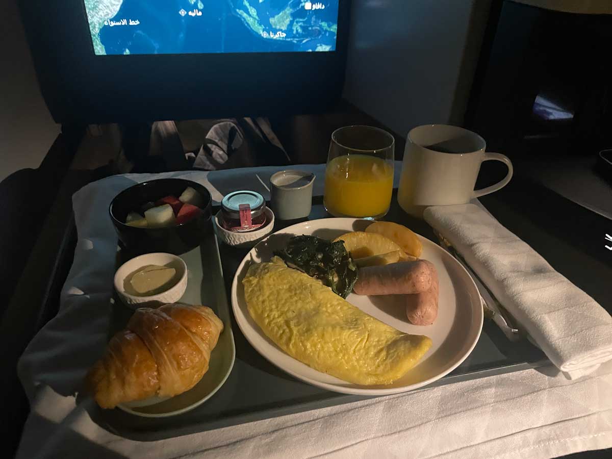 エティハド航空ビジネスクラス搭乗記！機内食や座席、値段をご紹介 | Travel Times トラベルタイムズ